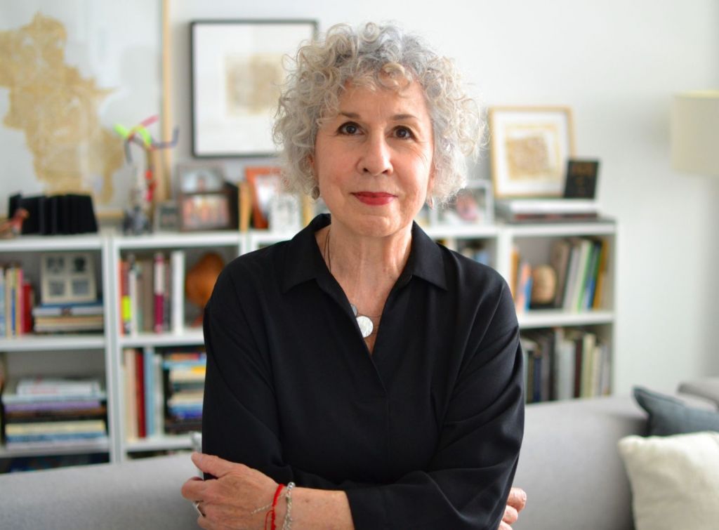 Meet Donna Ruff | Artist and curator - SHOUTOUT MIAMI