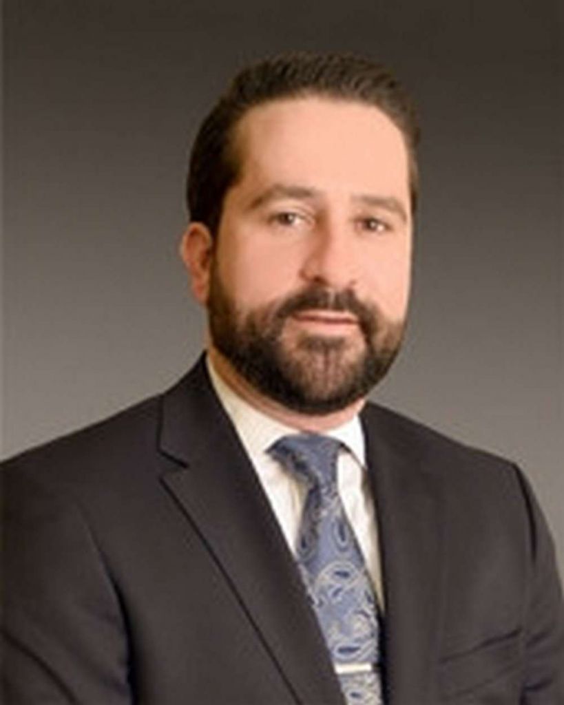 Meet Armando Hernandez | Trial Attorney / Founder - SHOUTOUT MIAMI