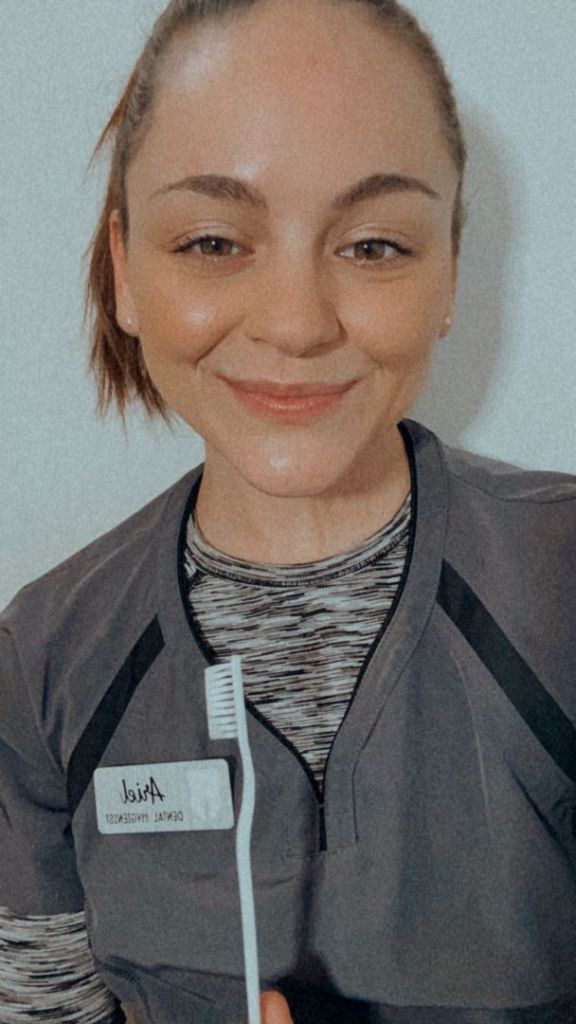 Meet Ariel McConnell | Veterinary Dental Hygienst - SHOUTOUT MIAMI