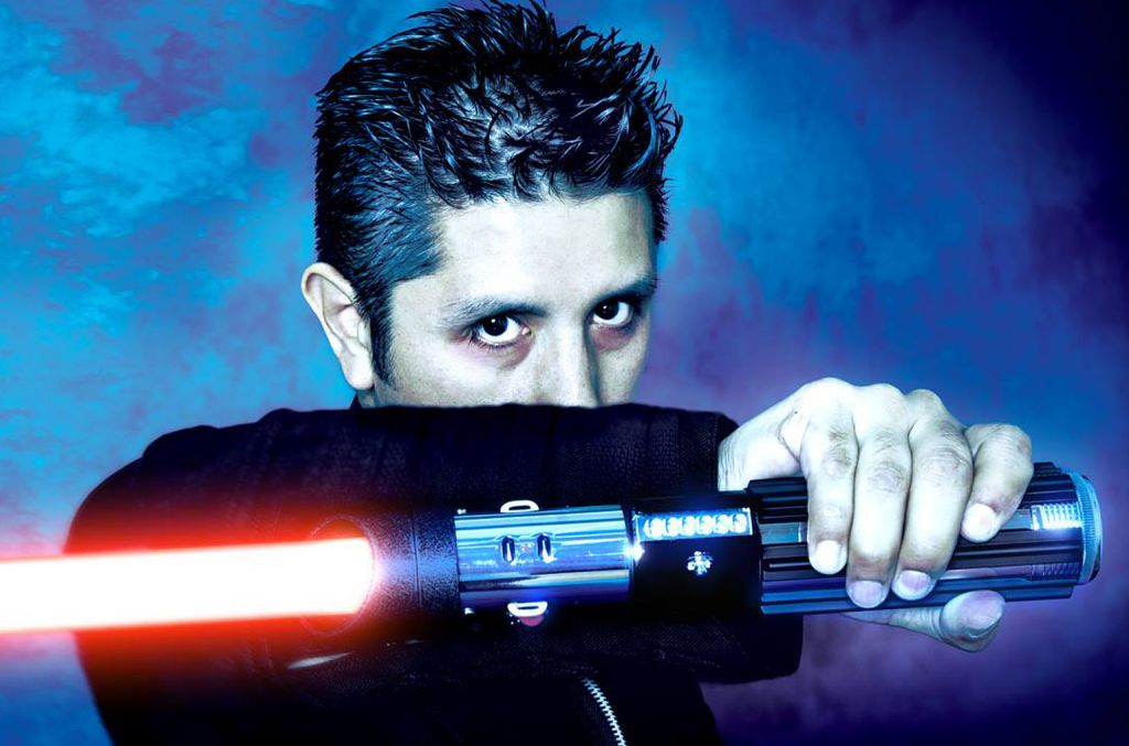 Meet Armando Huerta | Pin-Up Artist - SHOUTOUT MIAMI