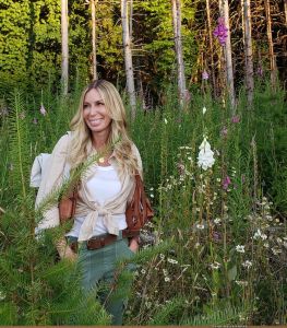 Meet Dr. Mireya Mayor | Explorer, TV Host & Inspirational Speaker ...