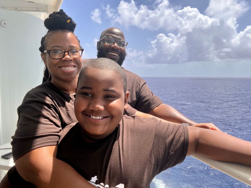 Meet Raimele & ShaKeia Reese | Travel Content Creators - SHOUTOUT MIAMI