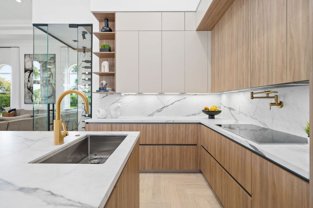 Meet David Rousso | CEO & Lead Designer - SHOUTOUT MIAMI