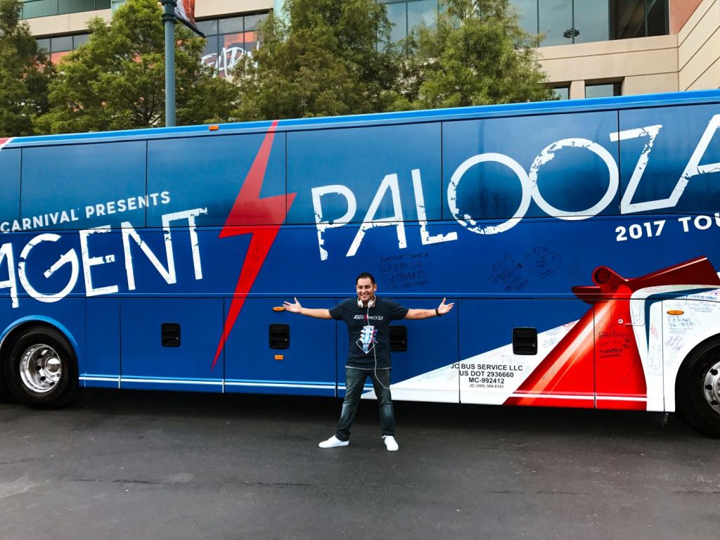 Meet Isaac Castillo | Internationally Known DJ - SHOUTOUT MIAMI