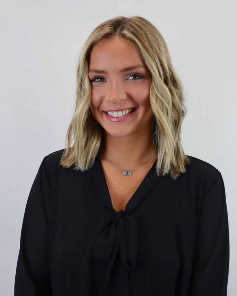 Meet Alexandra Cathcart | FAU Student & Florida Realtor - SHOUTOUT MIAMI
