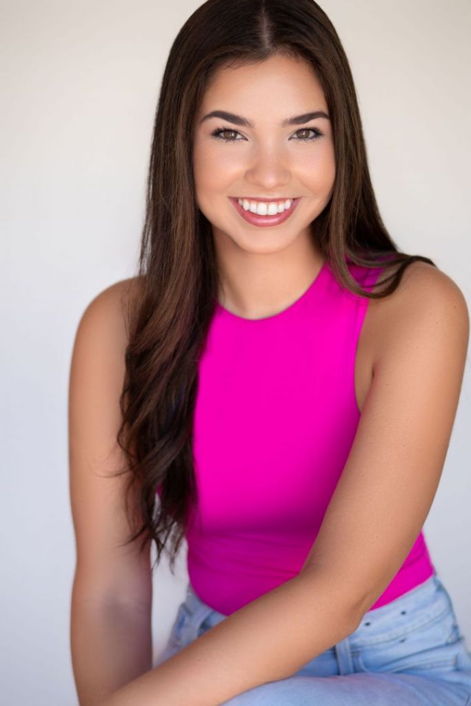 Meet Alejandra Azur | Radio Hostess, Influencer, and Actress - SHOUTOUT ...