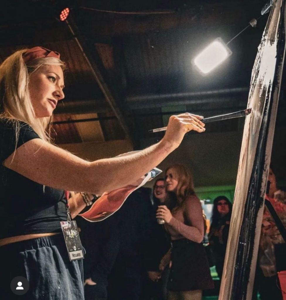 Meet Hillarie Isackson | Fine Artist & Muralist - SHOUTOUT MIAMI