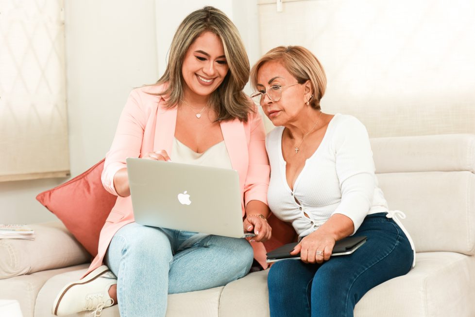 Meet Leidy Rengifo | Financial Professional - SHOUTOUT MIAMI