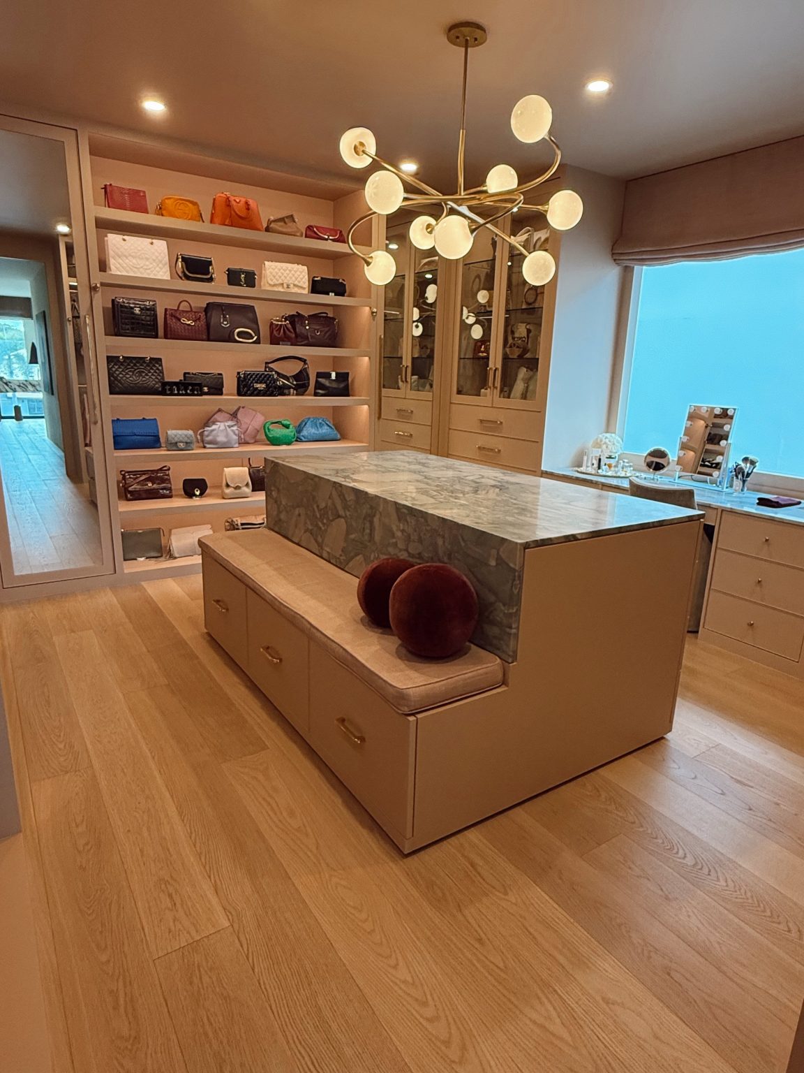 Meet Meredith Stern | Interior Designer & Home Stylist - SHOUTOUT MIAMI