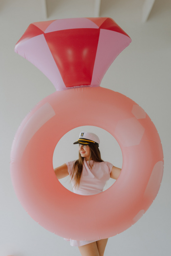 Meet Sofia Ayala | Founder of Vice Boat Club & The Bachy - SHOUTOUT MIAMI